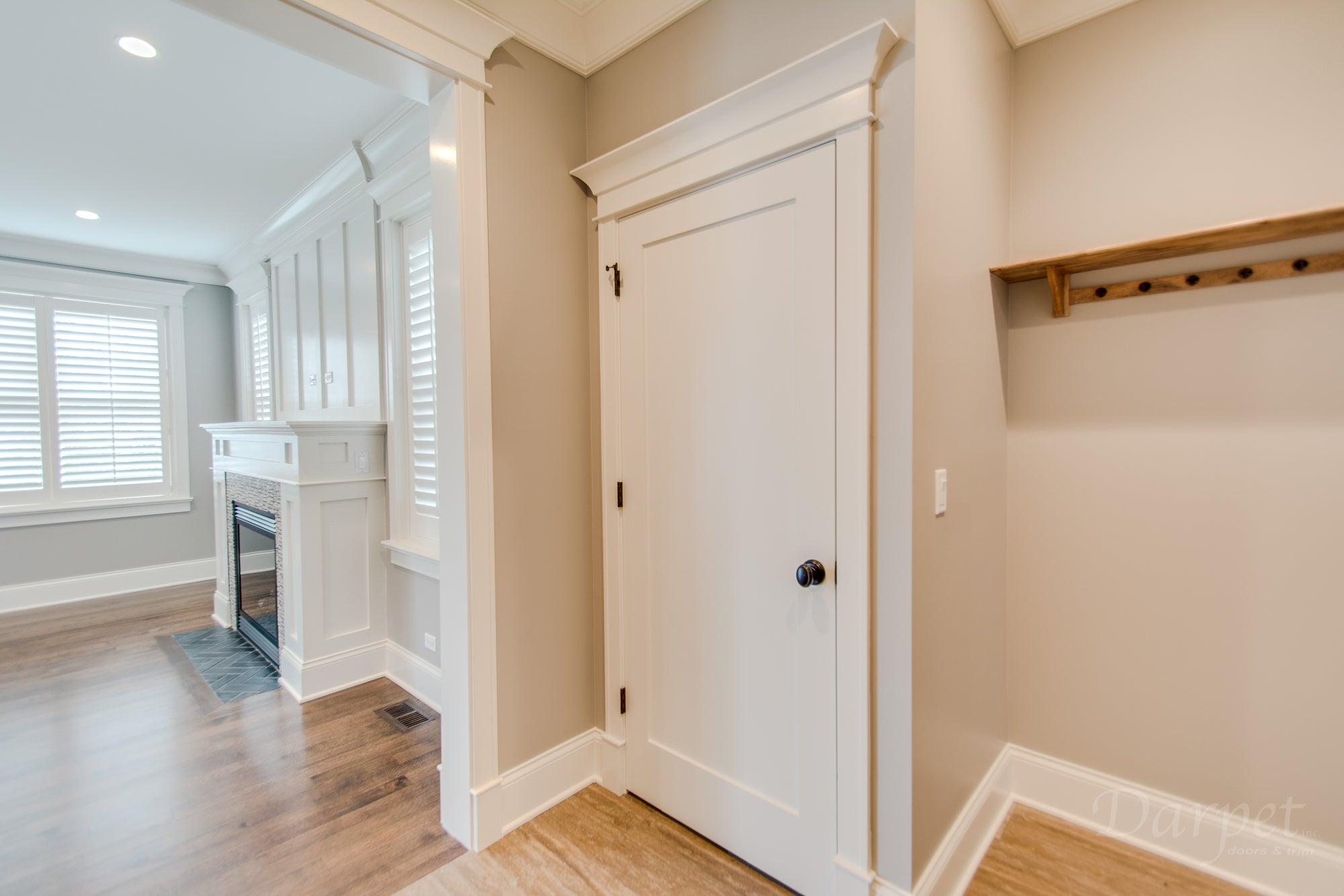 1 Panel Flat Shaker Primed 7'-0" (84")