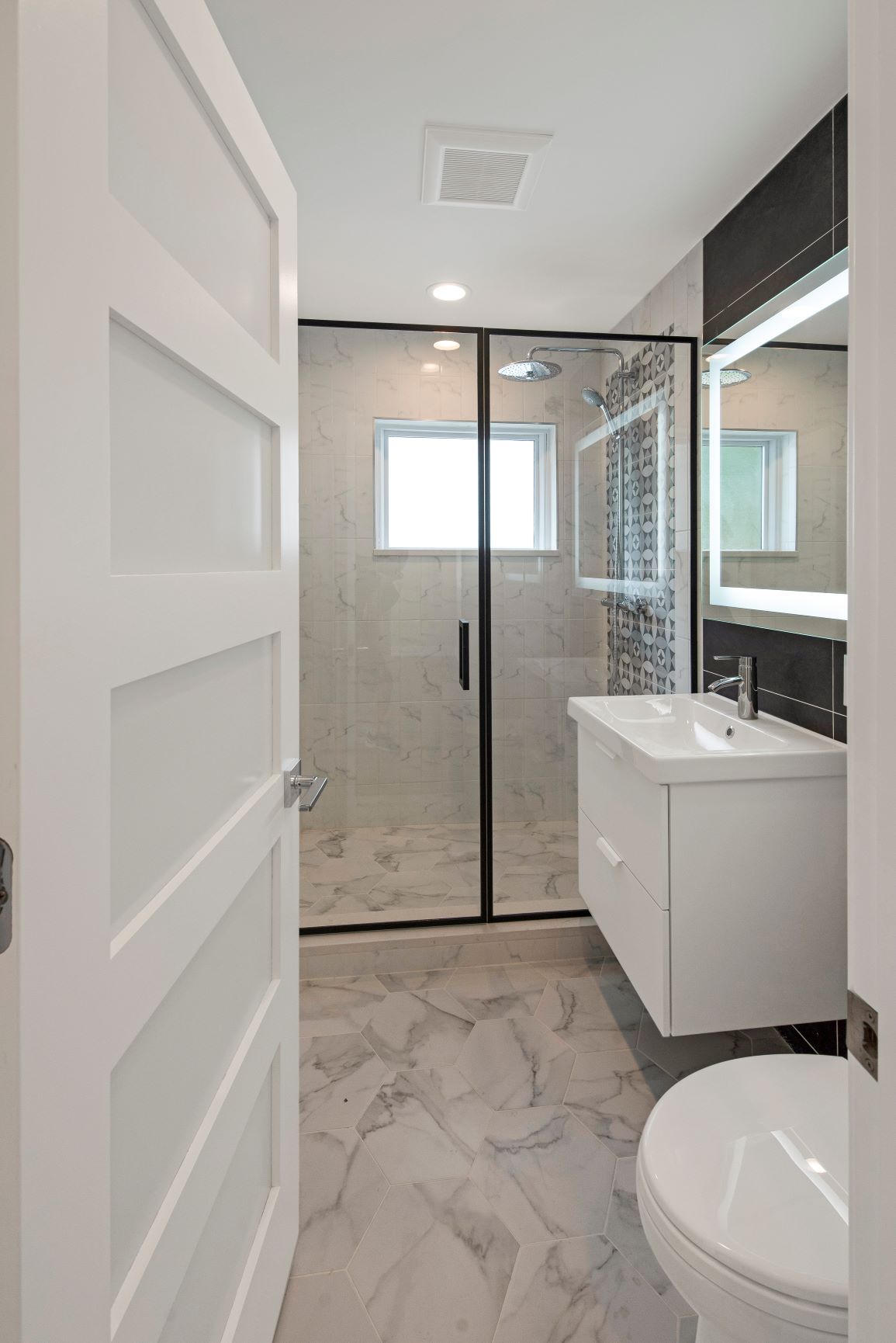 5 Lite White Laminate Shaker Poplar 6'-8" (80")