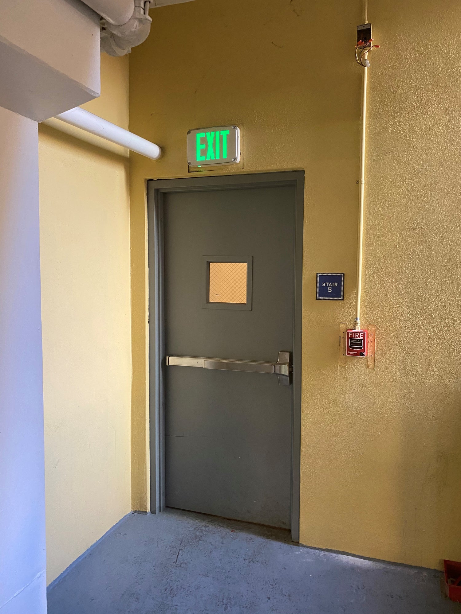 Hollow Metal Door with Vision Lite